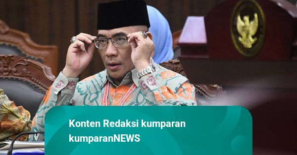 Hakim MK Tegur Hasyim Asy'ari di Sidang Pileg: Bapak Tidur, ya? | kumparan.com